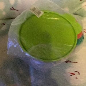 Tupperware | Dining | Tupperware Microwavable Cereal Bowls With Lids ...